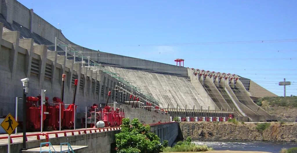Top 10 Largest Dams in the World: Power, Location, and Capacity